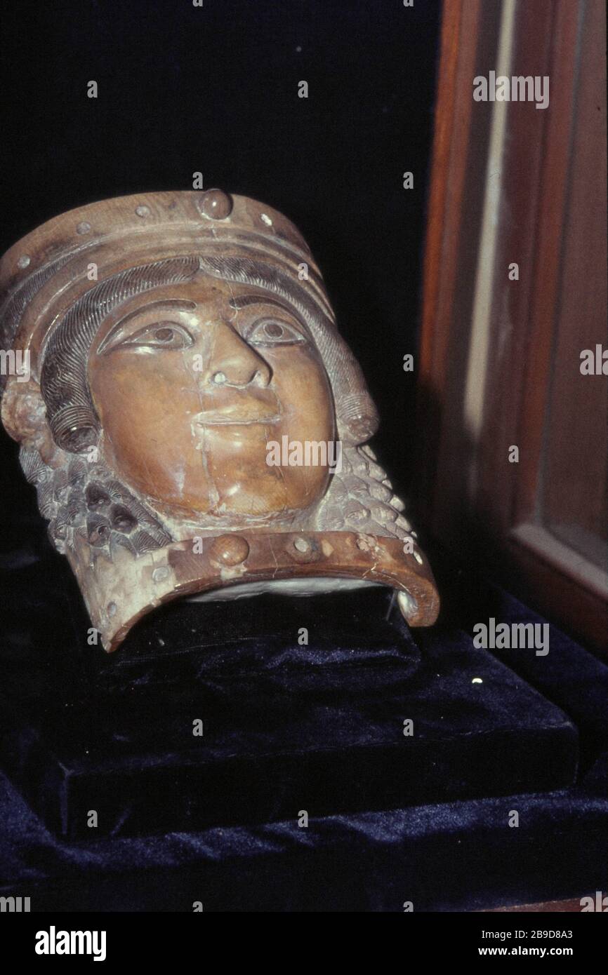 Lisa head hi-res stock photography and images - Alamy