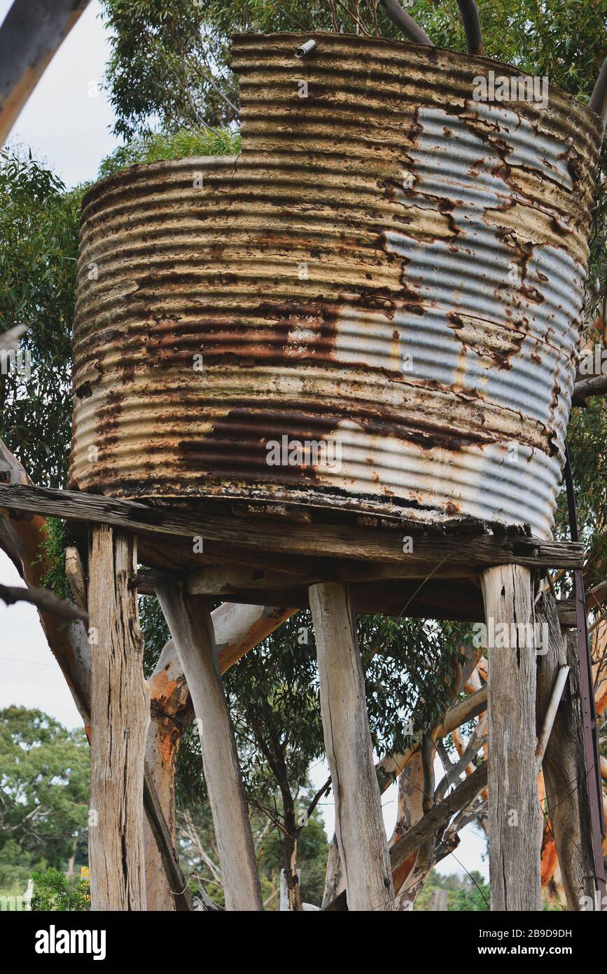 Old style water tank hi-res stock photography and images - Alamy