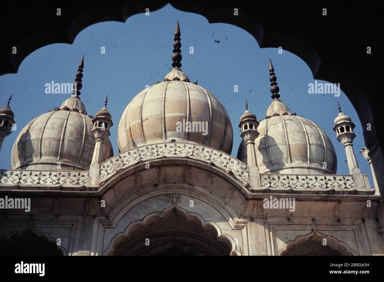 Pearl mosque moti masjid in hi-res stock photography and images - Alamy