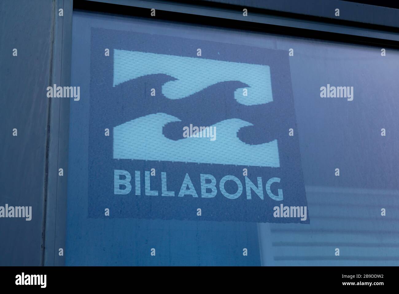 Billabong Logo High Resolution Stock Photography and Images - Alamy