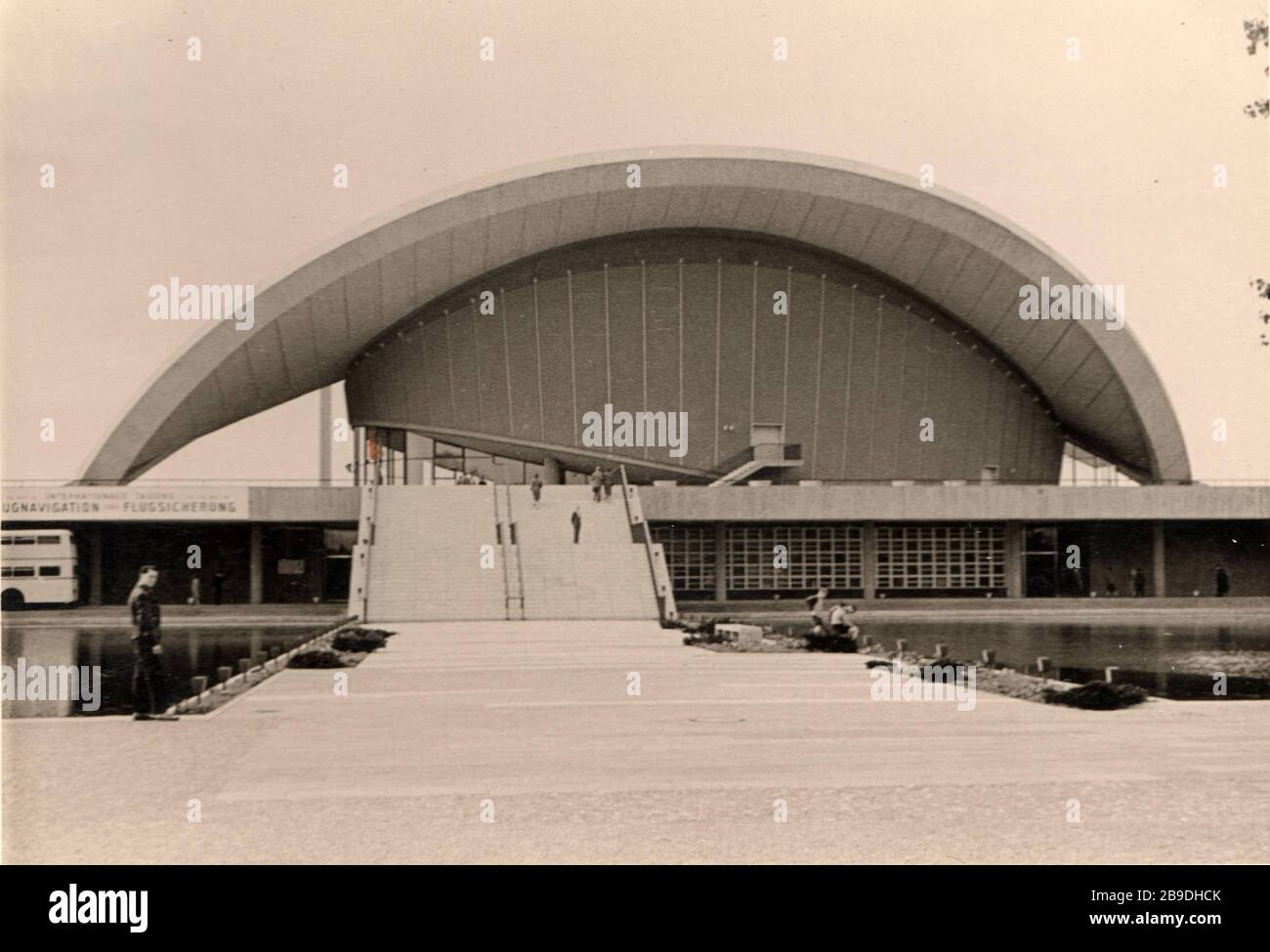 Berlin congress hall pregnant oyster congress hall also known as hi-res ...