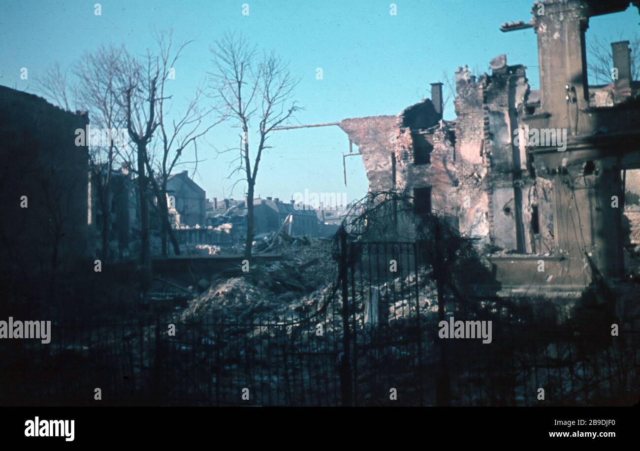 World War Destroyed Buildings In High Resolution Stock Photography and ...