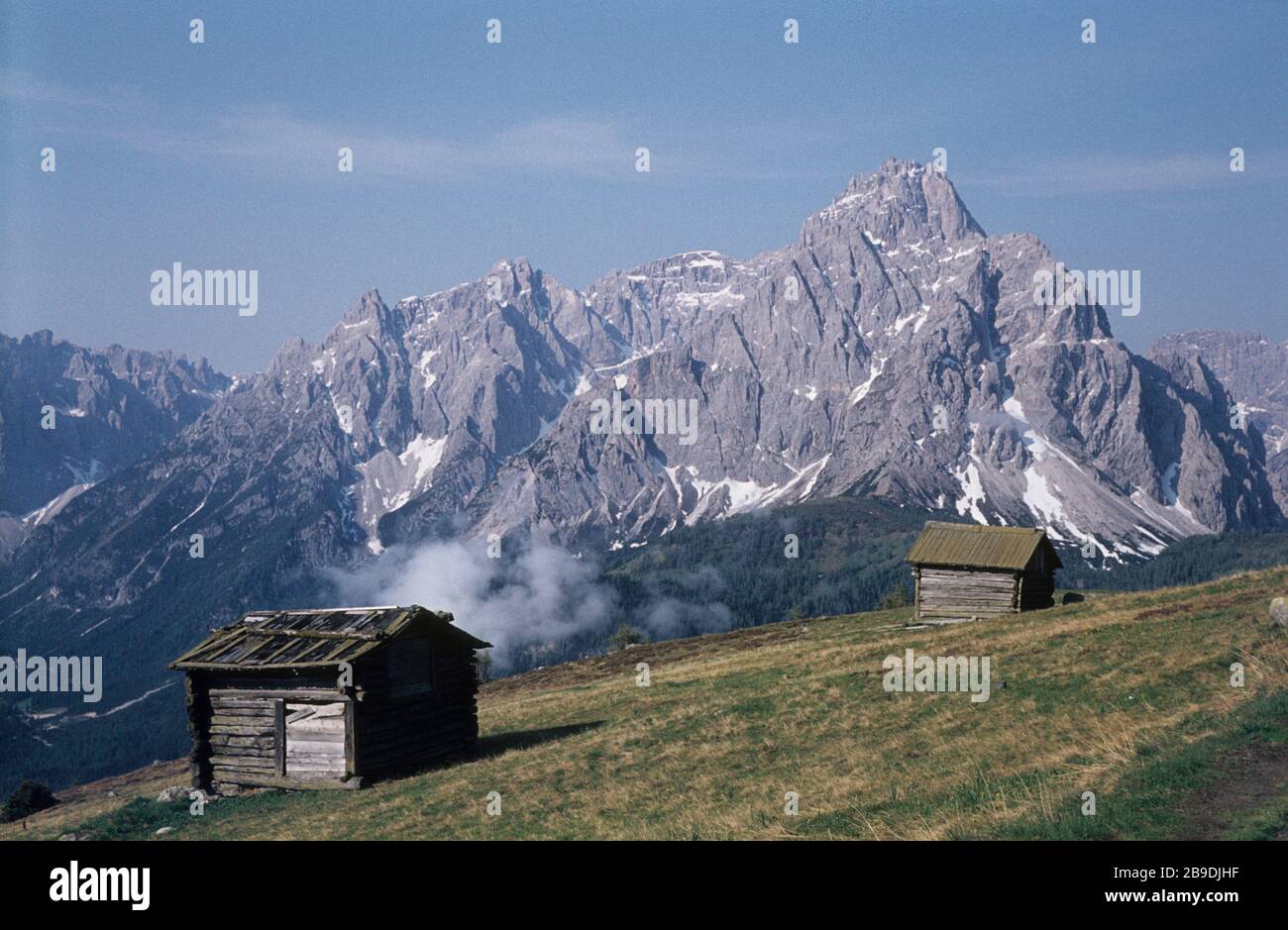 1972 mountains hi-res stock photography and images - Alamy