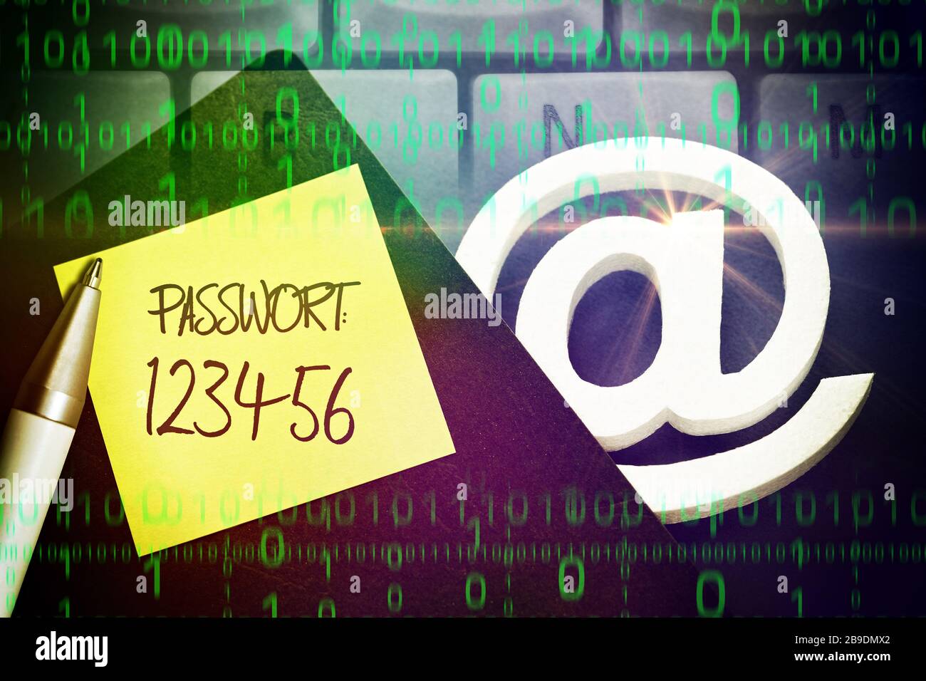 Out of order sign on computer hi-res stock photography and images - Alamy