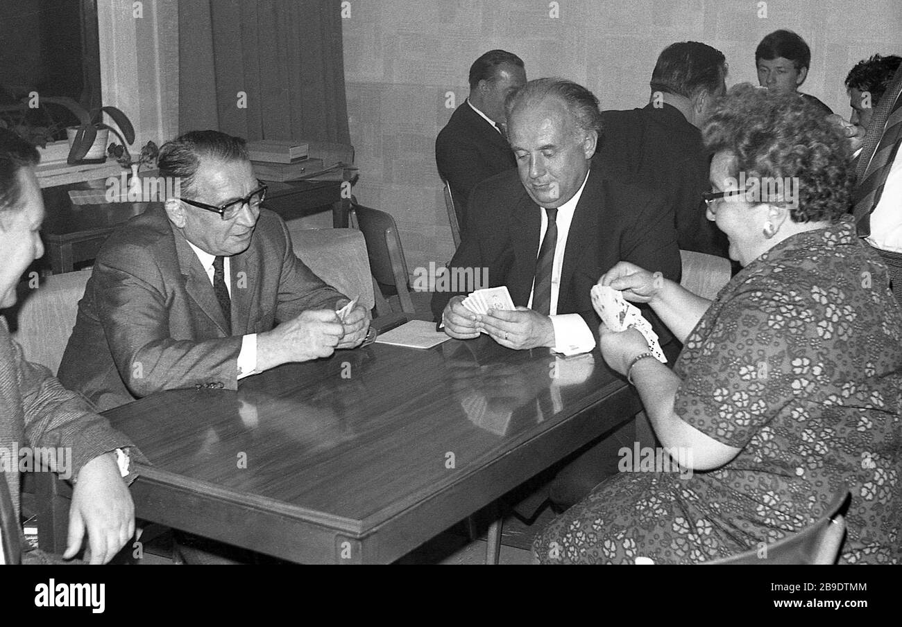 Playing your cards right Black and White Stock Photos & Images - Alamy