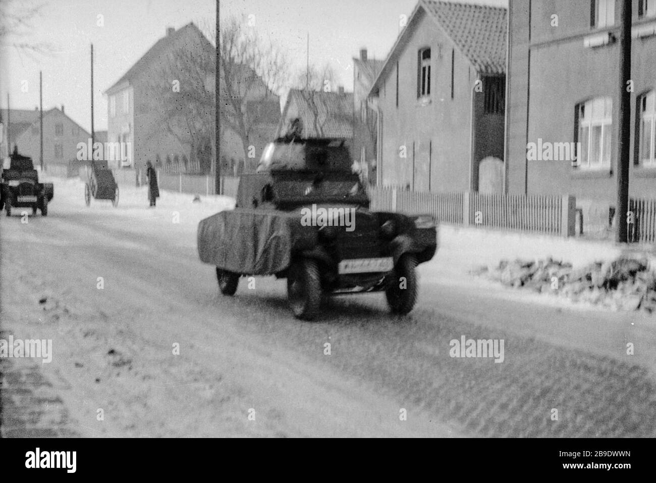 German tanks in france 1940 hi-res stock photography and images - Alamy