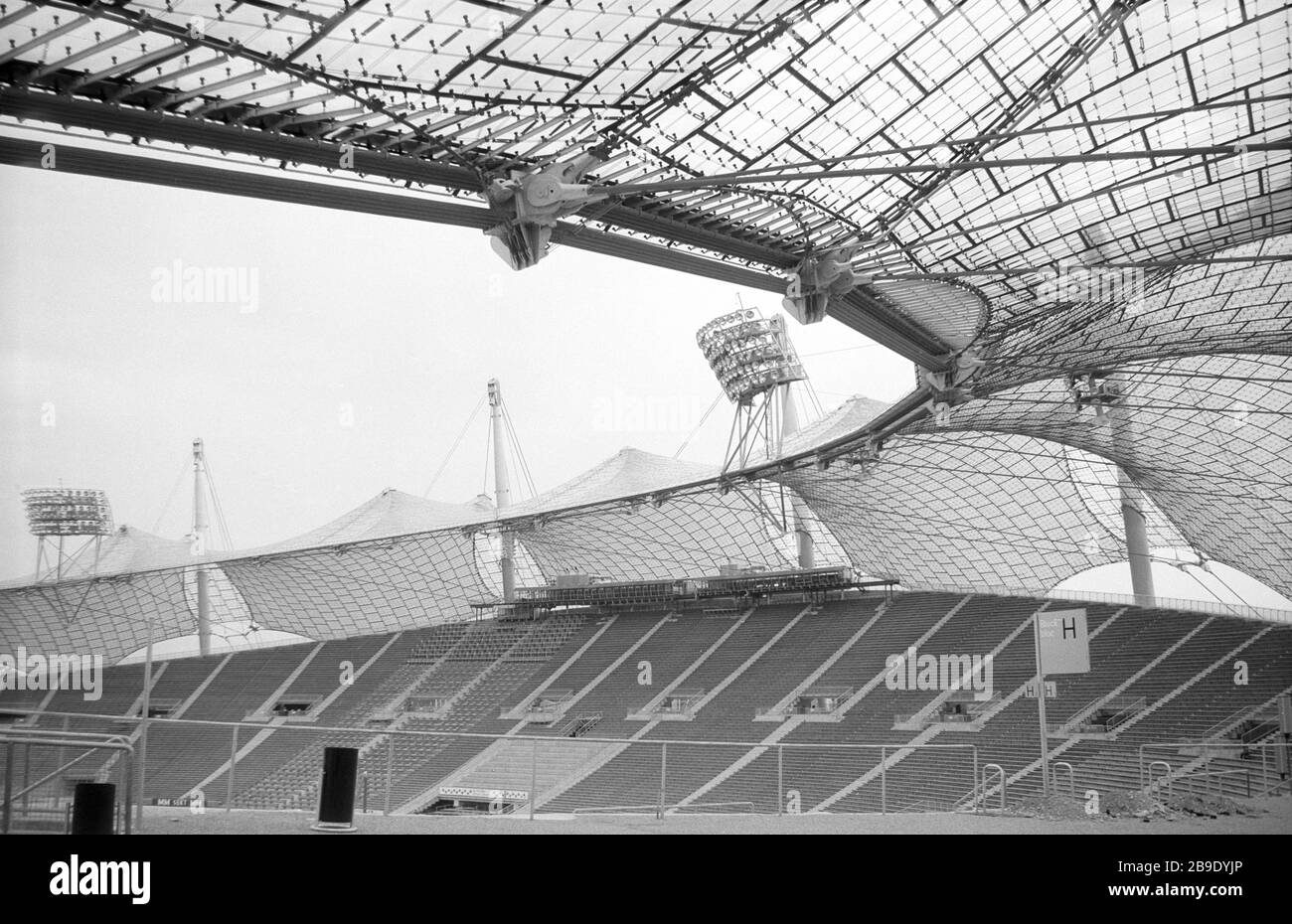 Construction period hi-res stock photography and images - Alamy