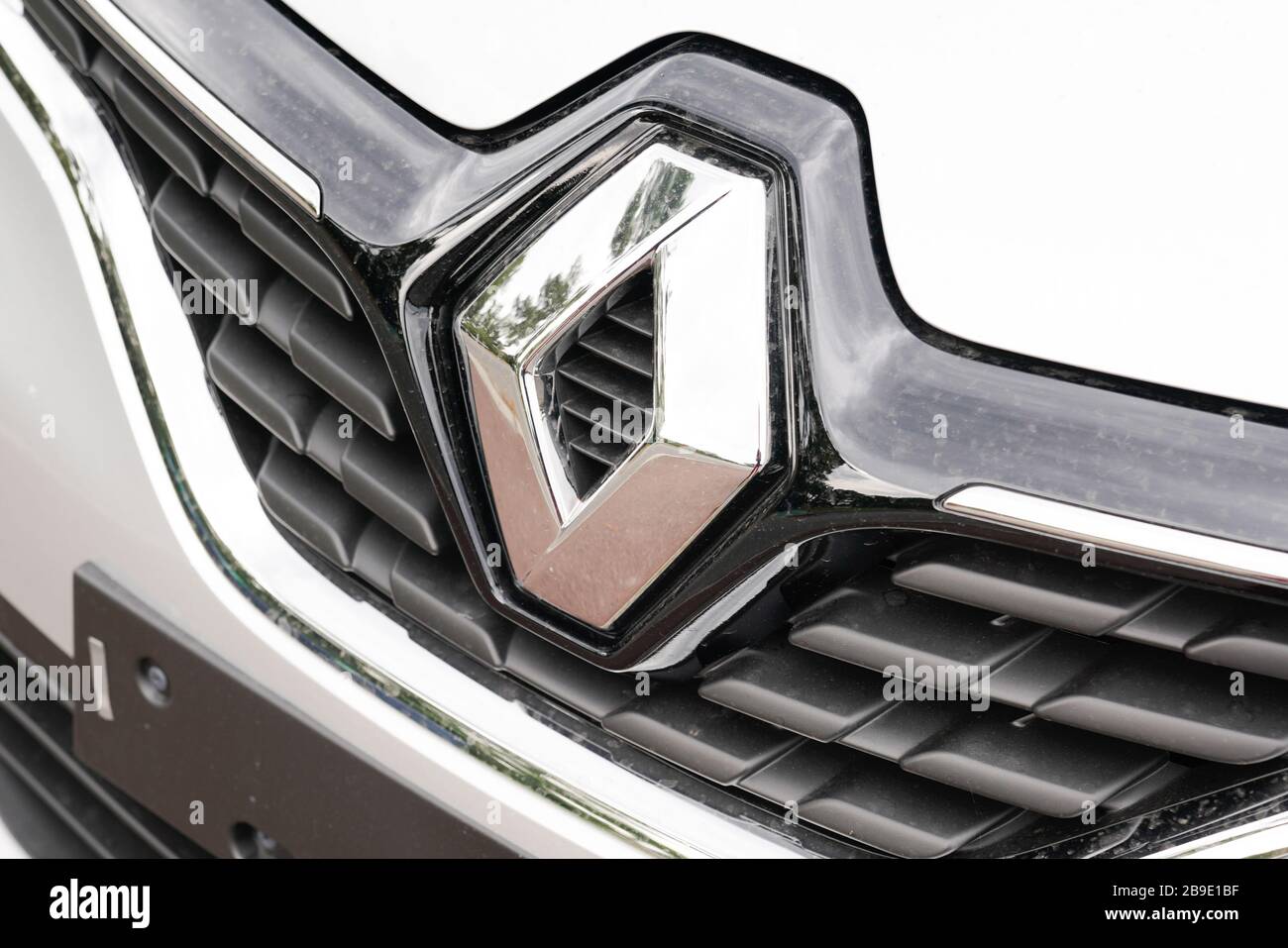 Bordeaux , Aquitaine / France - 10 17 2019 : Renault car logo sign ...