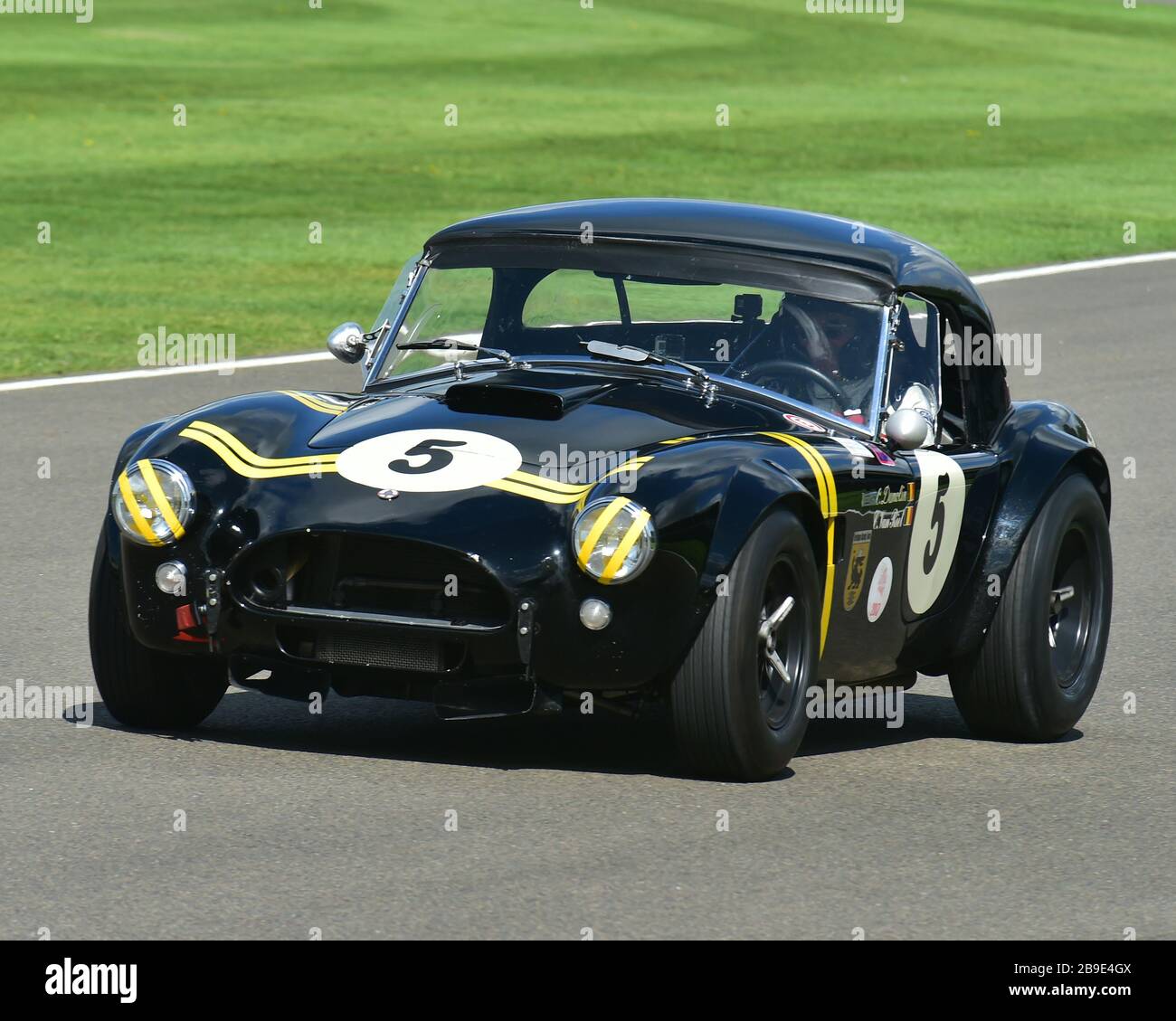 Alain de Cadenet, Christophe van-Riet, AC Cobra, RAC TT Celebration ...