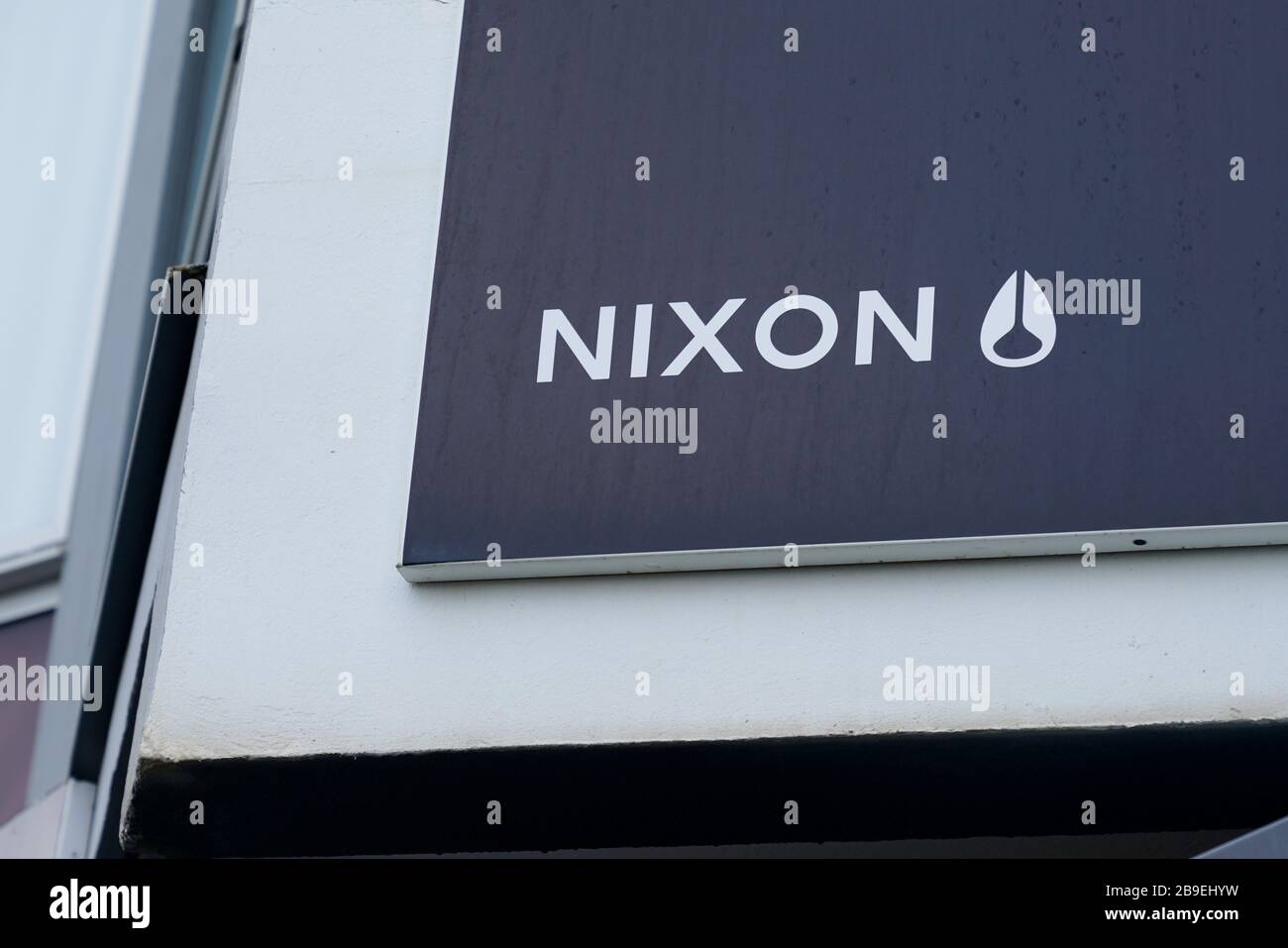 Bordeaux , Aquitaine / France - 02 01 2020 : nixon logo fun store logo ...