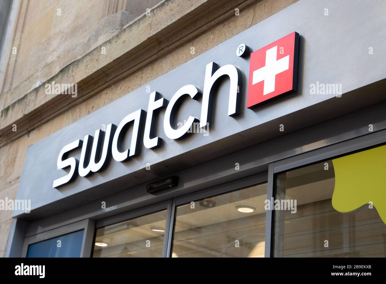 Swatch logo hi-res stock photography and images - Alamy