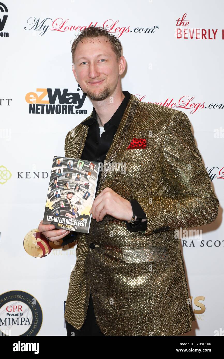11th Annual Lady in Red Diamond Rose Awards presented by the ...