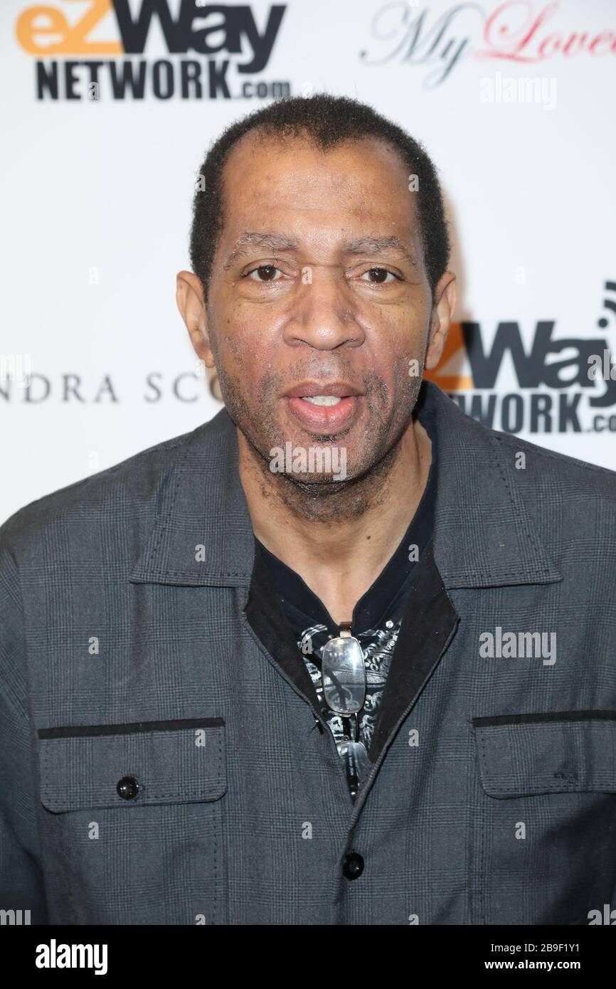 11th Annual Lady in Red Diamond Rose Awards presented by the ...