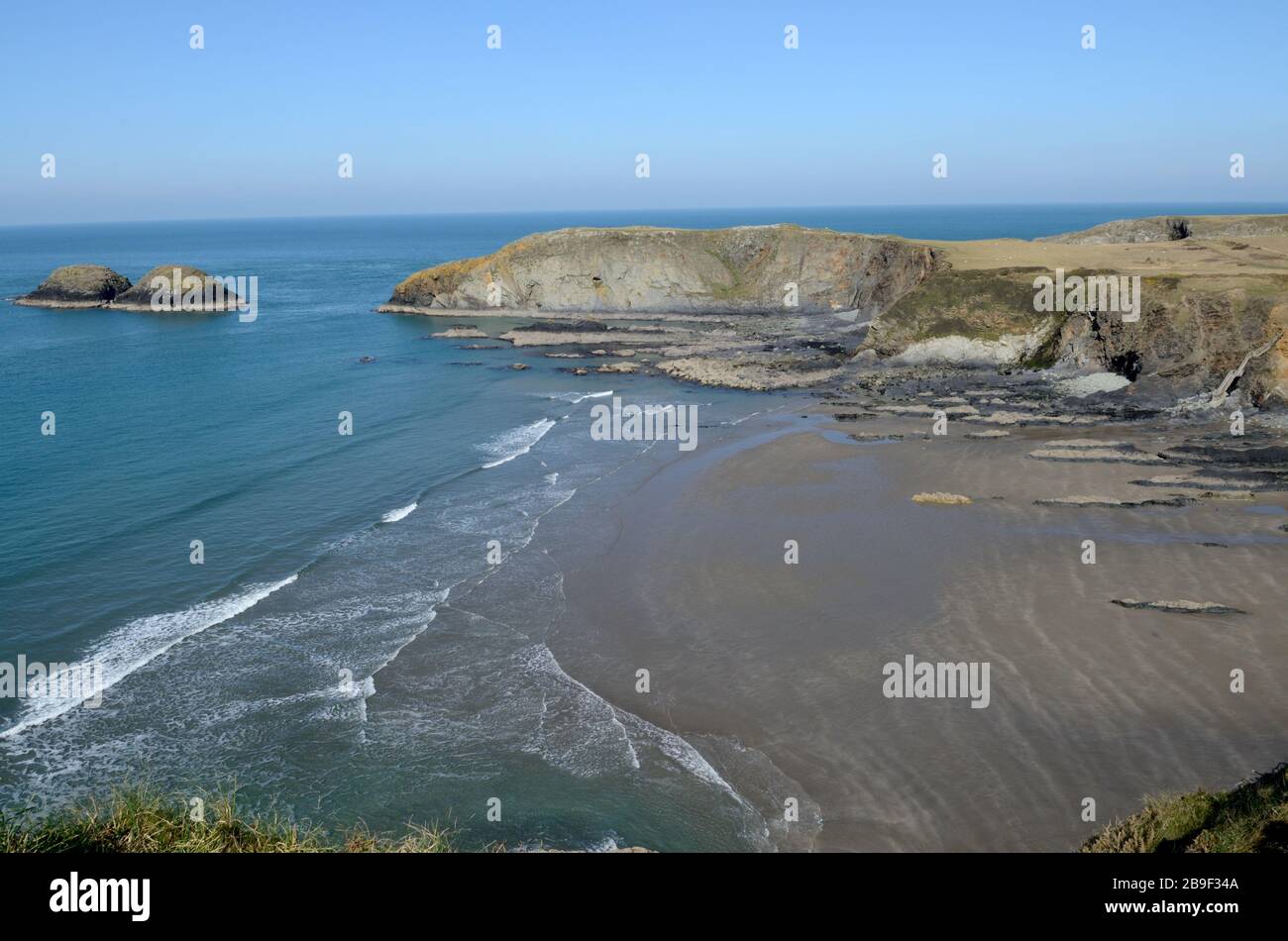 Porthgaon hi-res stock photography and images - Alamy