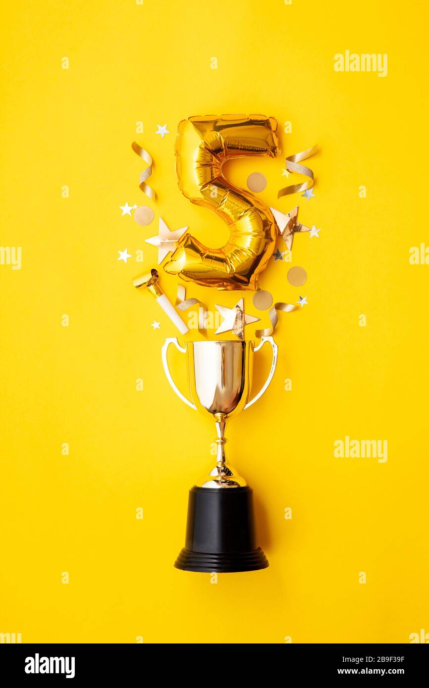 Happy 5th birthday balloon hi-res stock photography and images - Alamy
