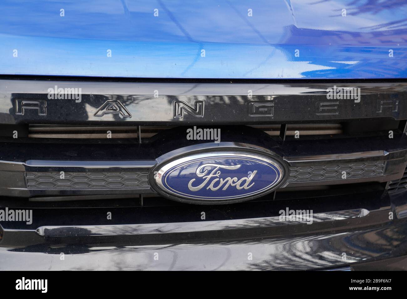 Bordeaux , Aquitaine / France - 01 09 2020 : Ford ranger logo on grill ...