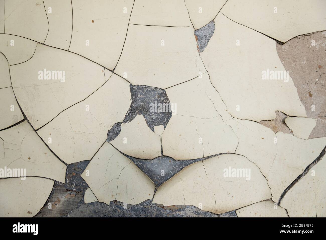 Peeled brick wall architecture hi-res stock photography and images - Alamy