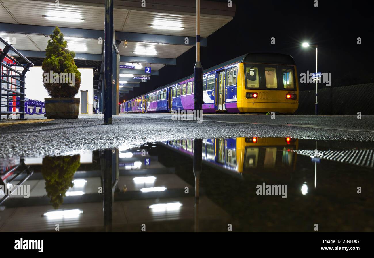 Clitheroe railway station hi-res stock photography and images - Alamy