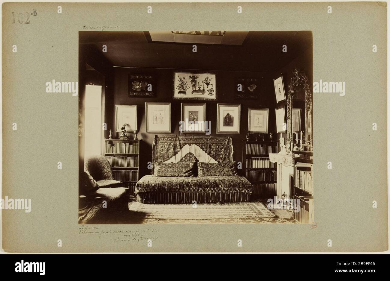 Paris historic artist residence architecture 1880s hi-res stock ...
