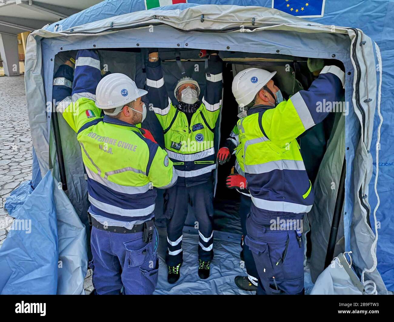 E triage hi-res stock photography and images - Alamy