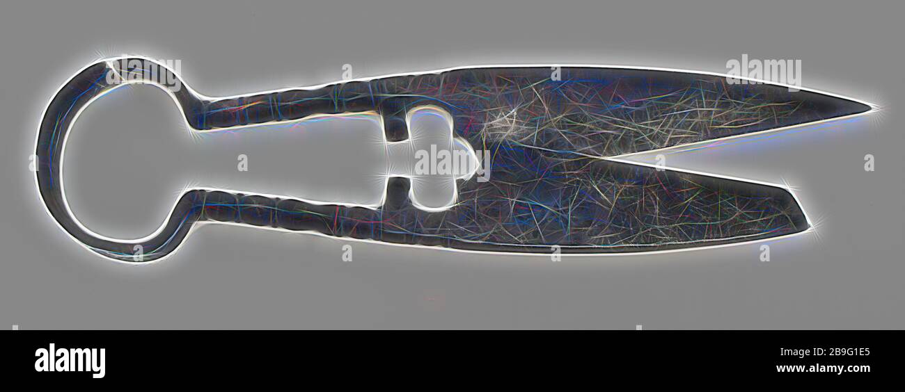 Pinch cutter with two pointed, hinged blades and oval eye, pinch cutter ...