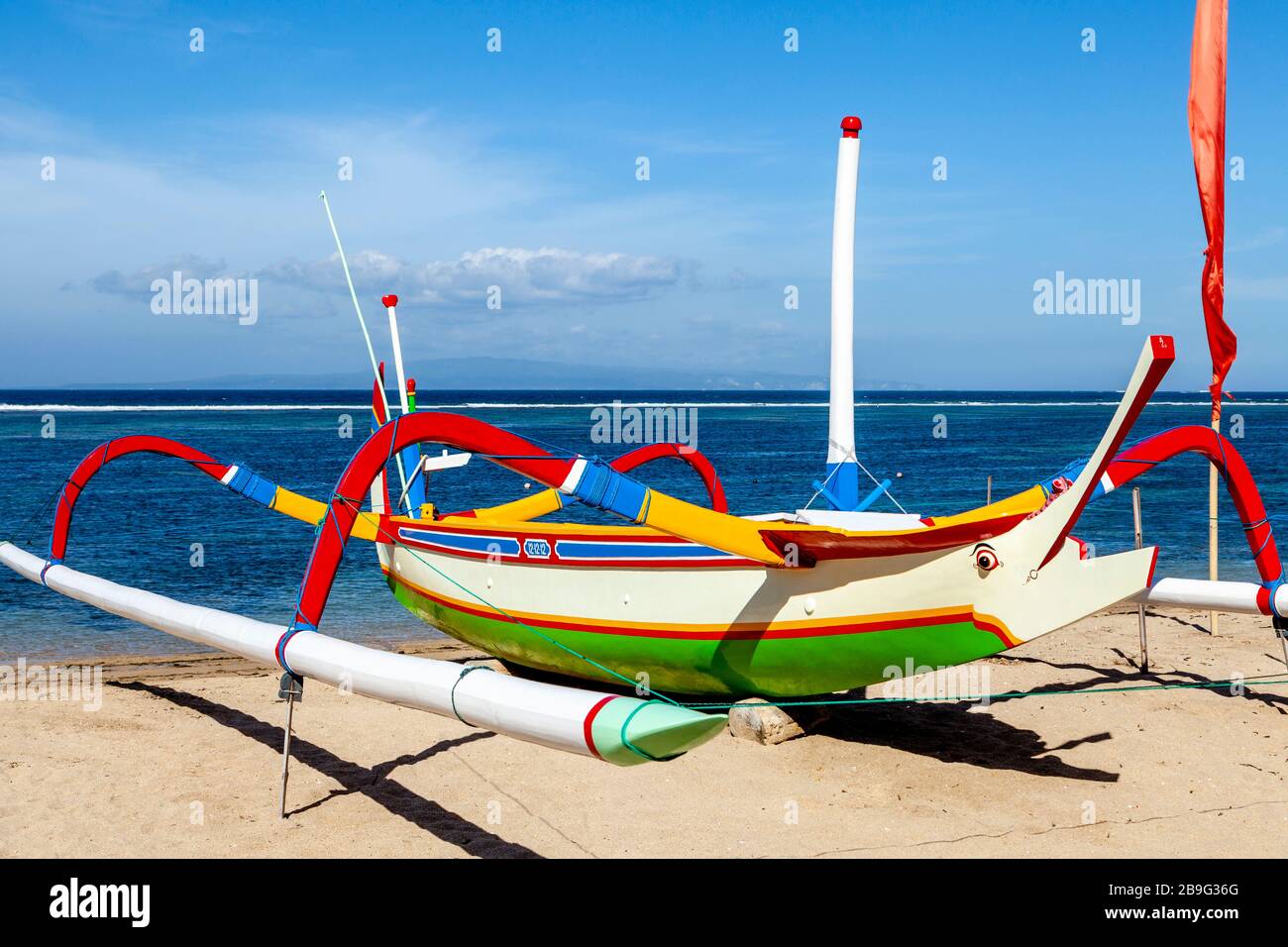 Wooden traditional boat hi-res stock photography and images - Alamy