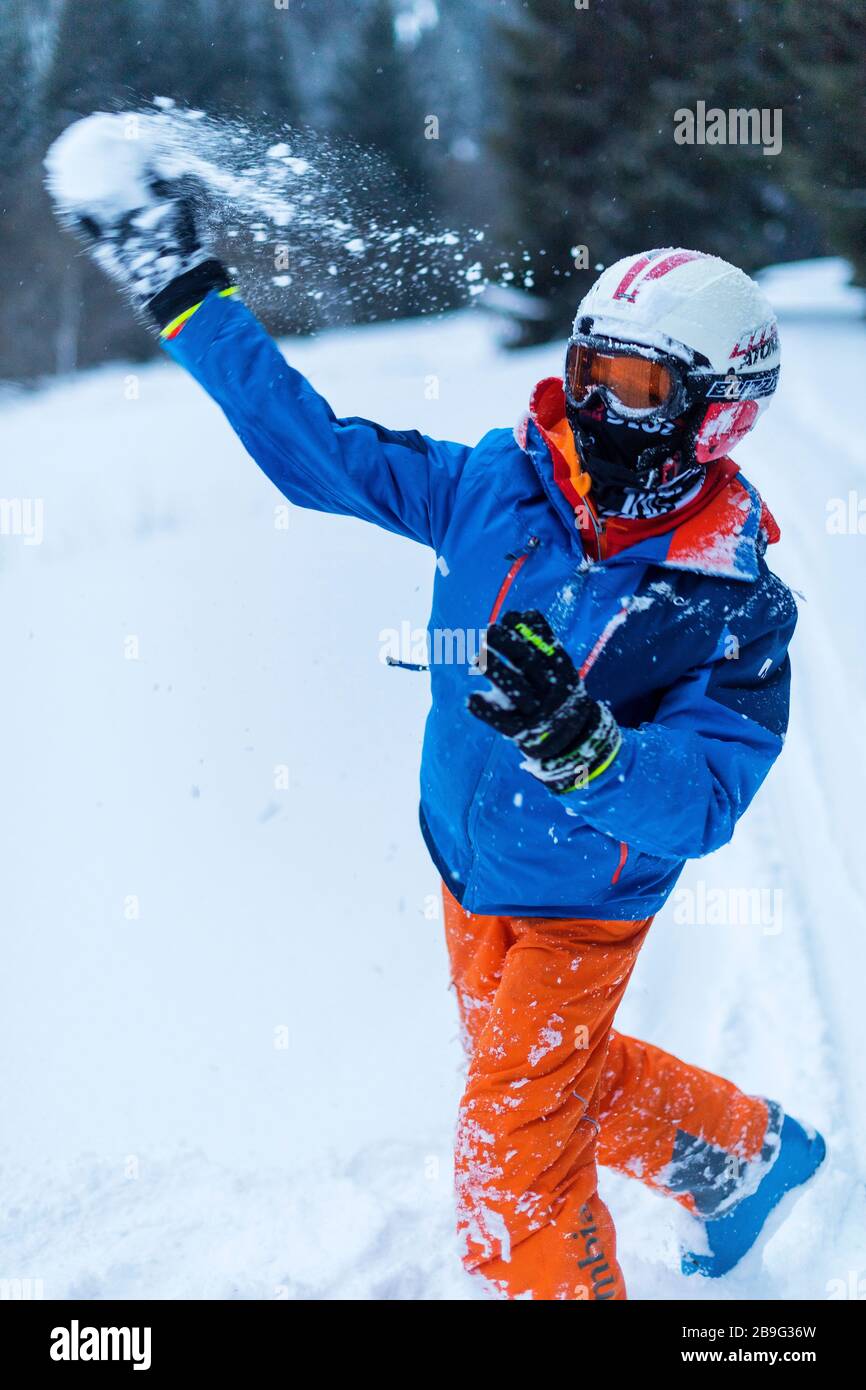 School boys fight hi-res stock photography and images - Alamy