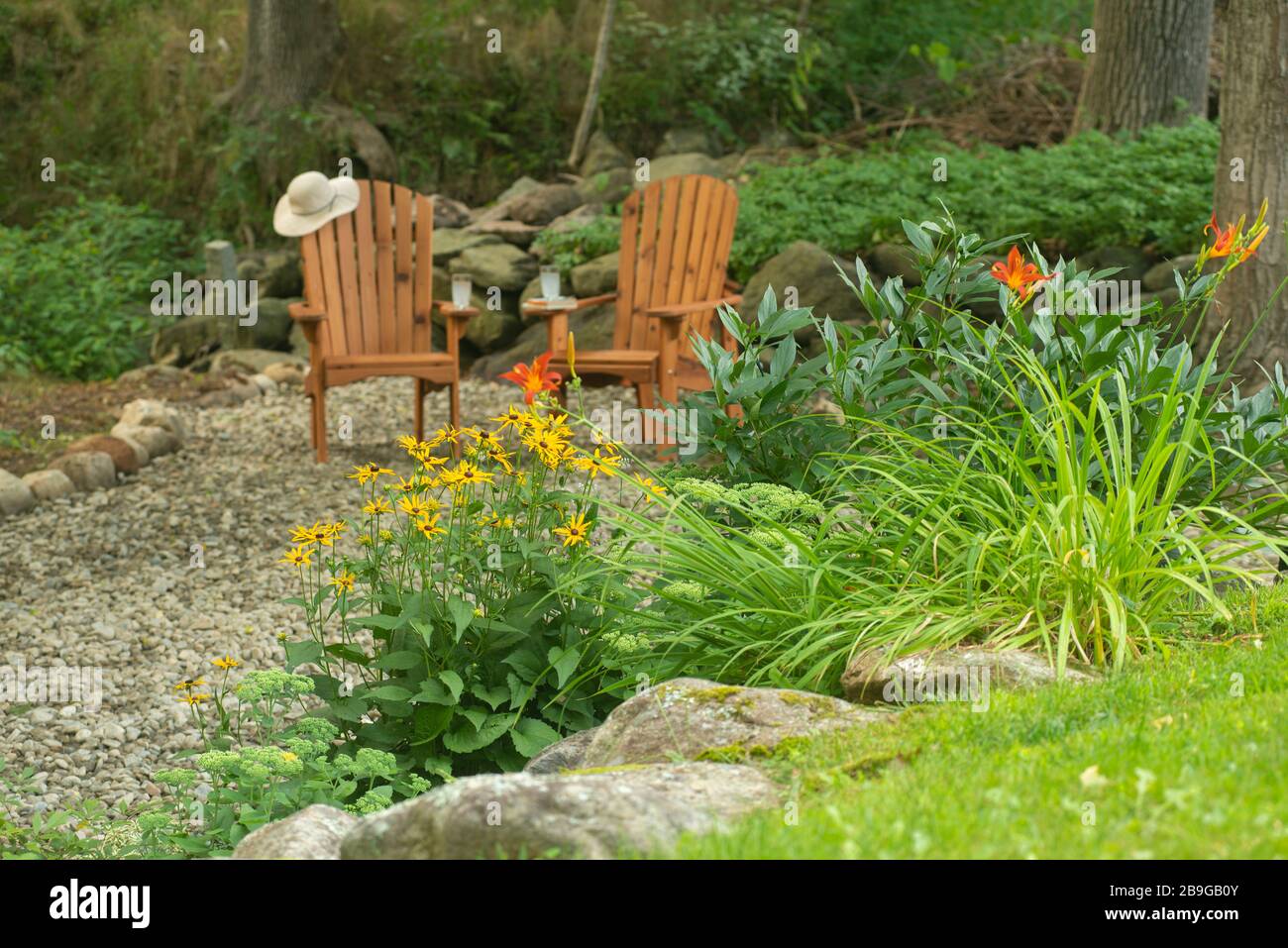 Hidden seating area garden hi-res stock photography and images - Alamy