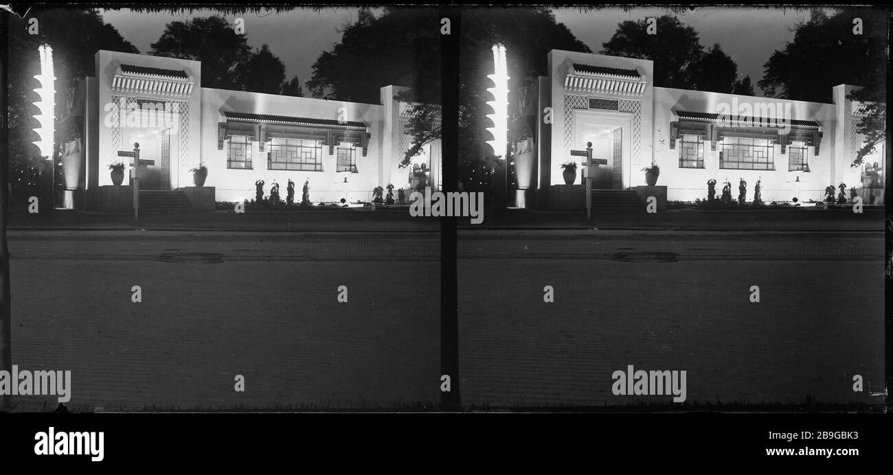 TOBACCO SERVICE, EXHIBITION COLONIAL 1931 Service des tabacs ...