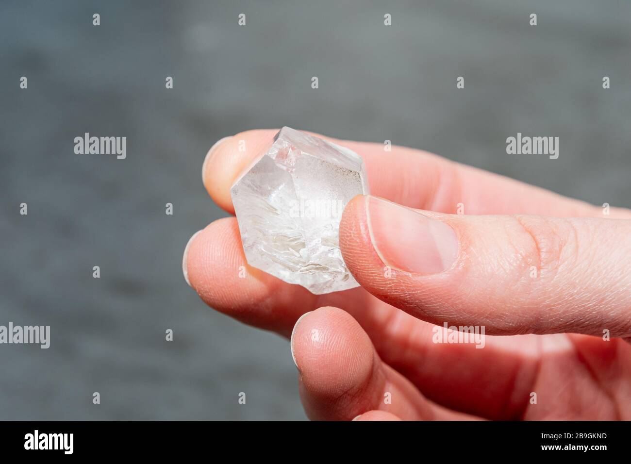 Raw diamond hand hi-res stock photography and images - Alamy