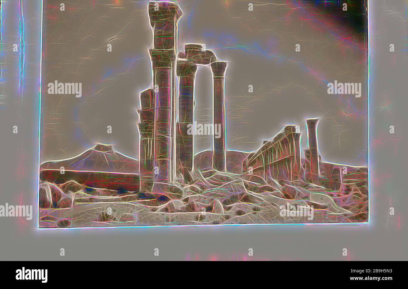 Castle Pillars High Resolution Stock Photography and Images - Alamy