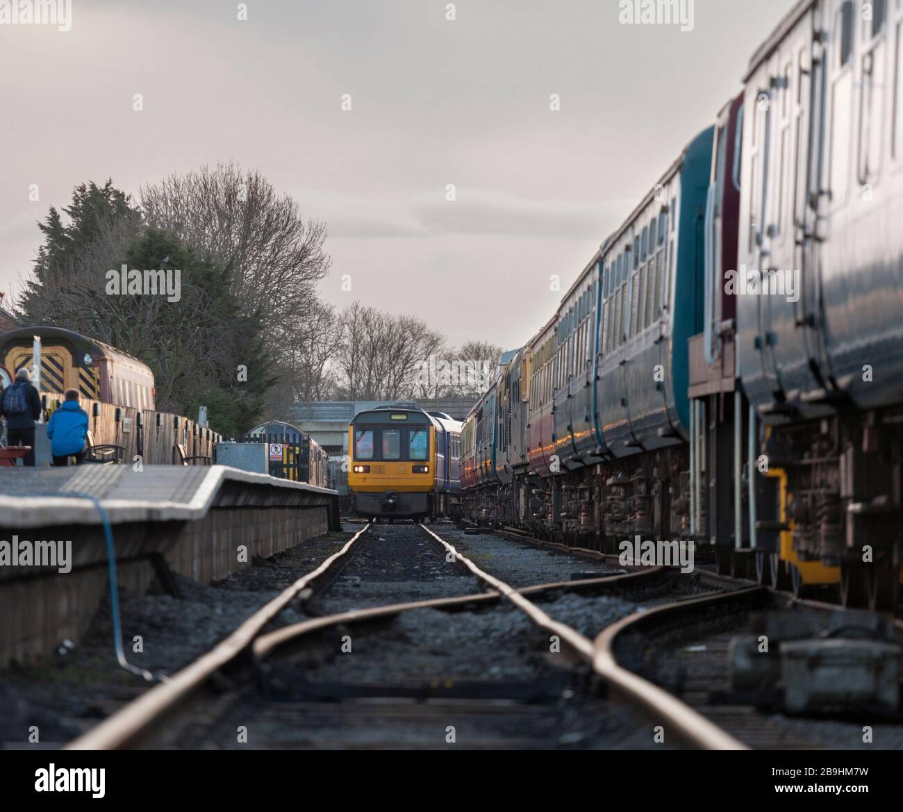 Former Northern rail class 142 pacer trains 142028 + 142060 arriving ...