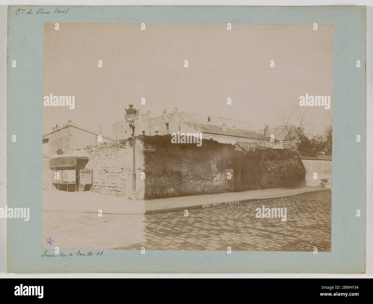 Toilette photographique hi-res stock photography and images - Alamy