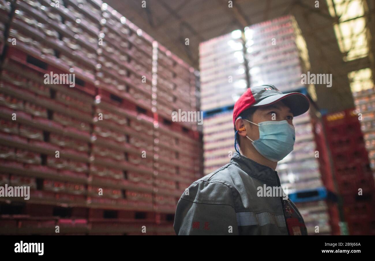 Coca cola production hi-res stock photography and images - Alamy