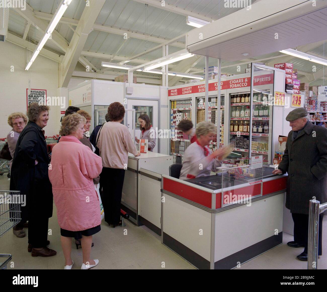 Kwik save supermarkets hi-res stock photography and images - Alamy