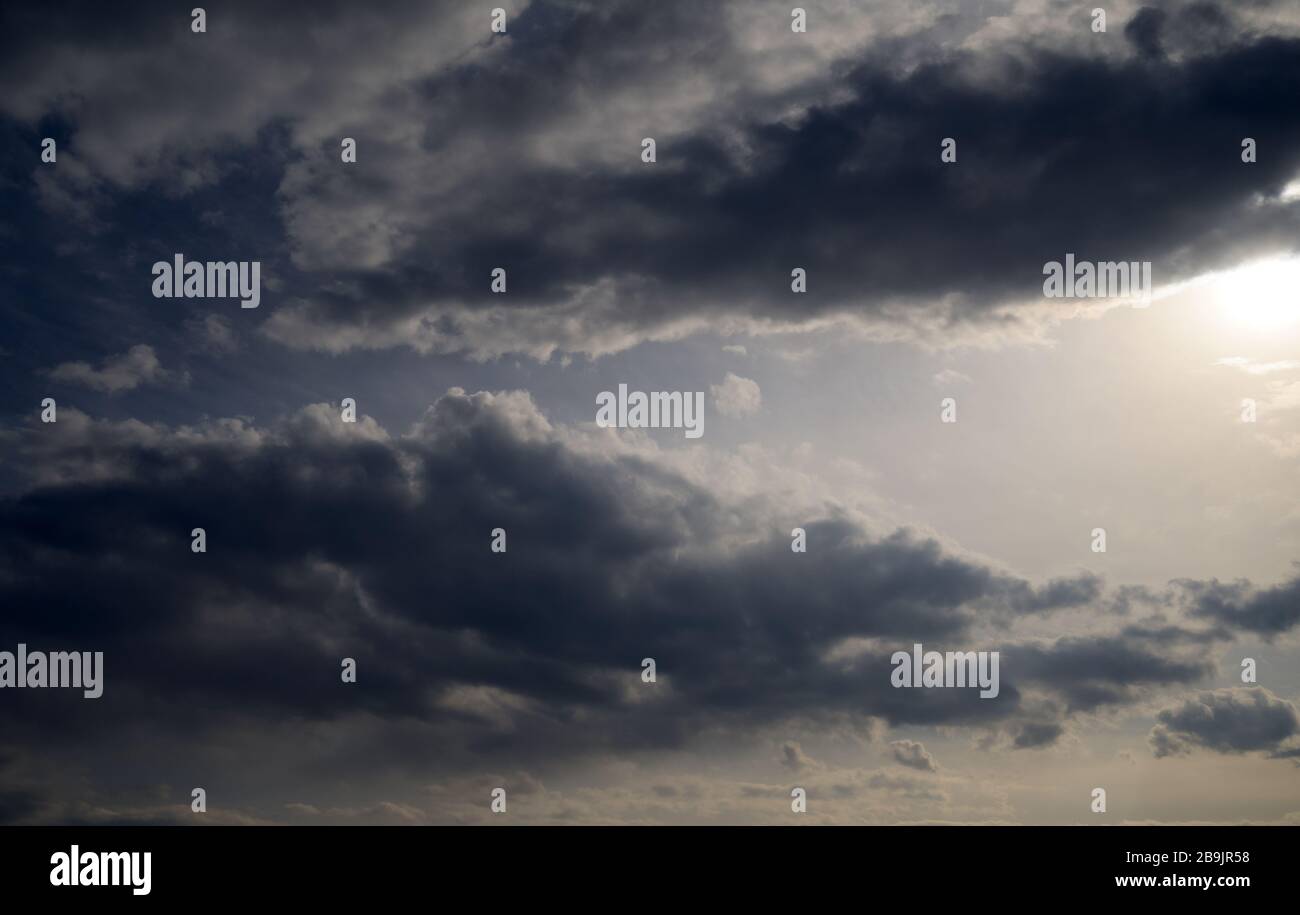 Dramatic sky with dark clouds. Nature background Stock Photo - Alamy