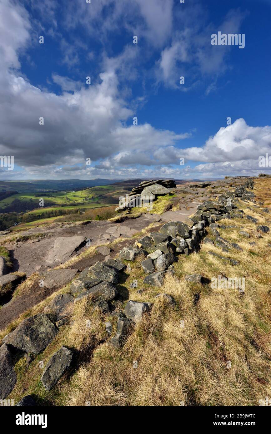 Stanage Edge, gritstone escarpment,Hathersage,Peak district national ...
