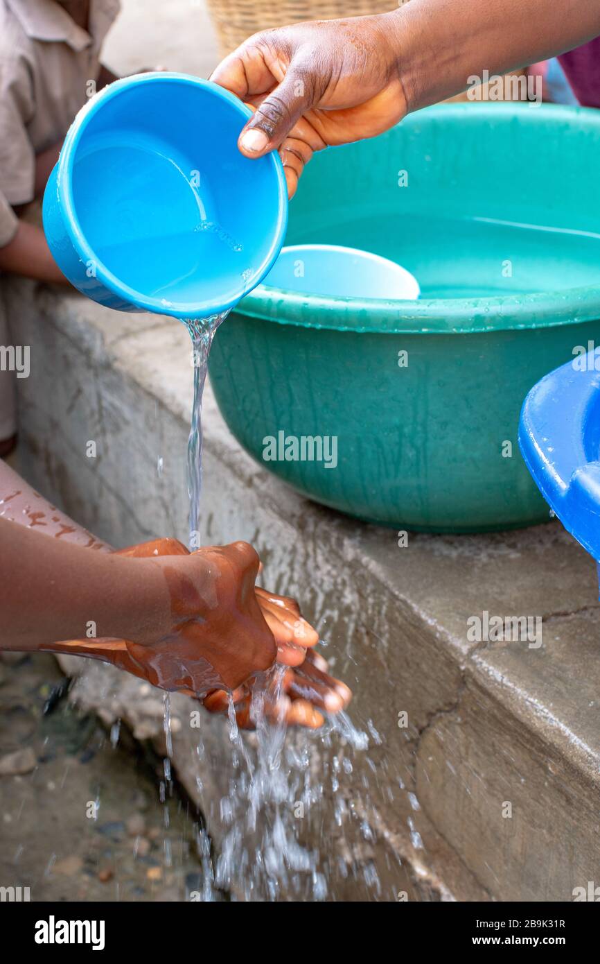 Hand washing in Africa Stock Photo - Alamy
