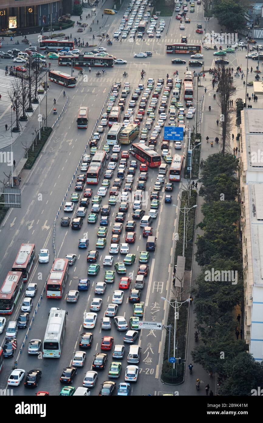 Chinese city traffic congestion hi-res stock photography and images - Alamy