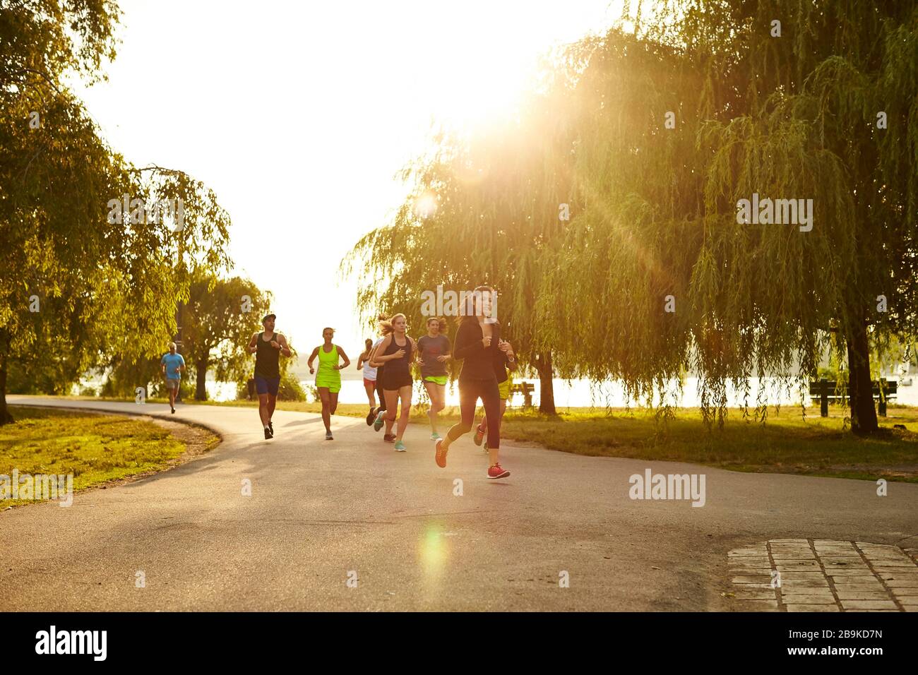 Group of runners hi-res stock photography and images - Alamy