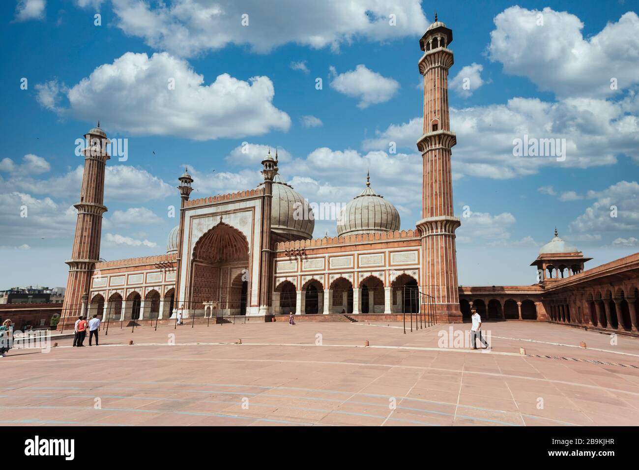 Worship india mosque temple hi-res stock photography and images - Alamy