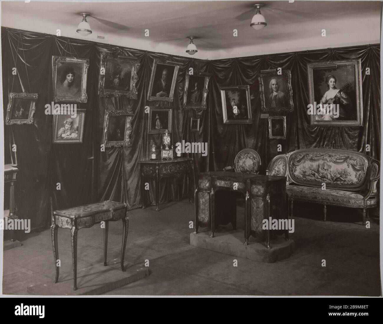 Exposure to the Samaritan luxury October 1927 Exposition à la ...