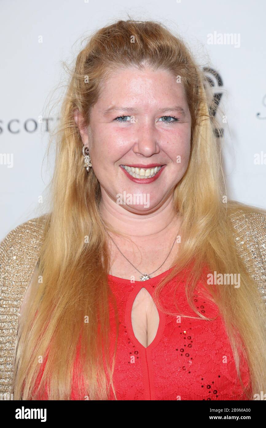 11th Annual Lady in Red Diamond Rose Awards presented by the ...