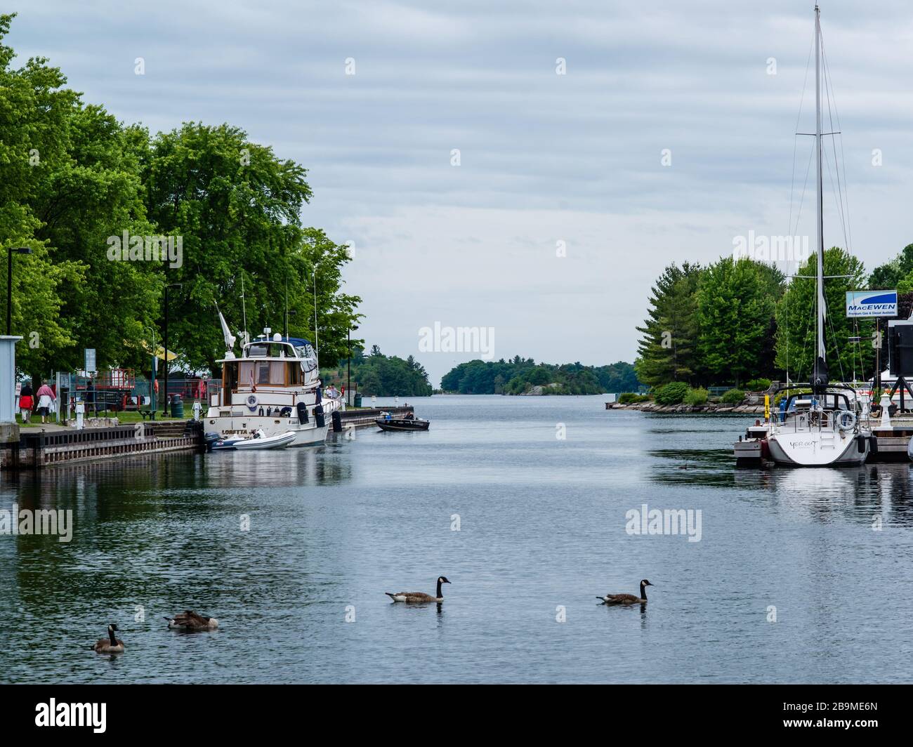 Thousand islands canada aerial hi-res stock photography and images - Alamy