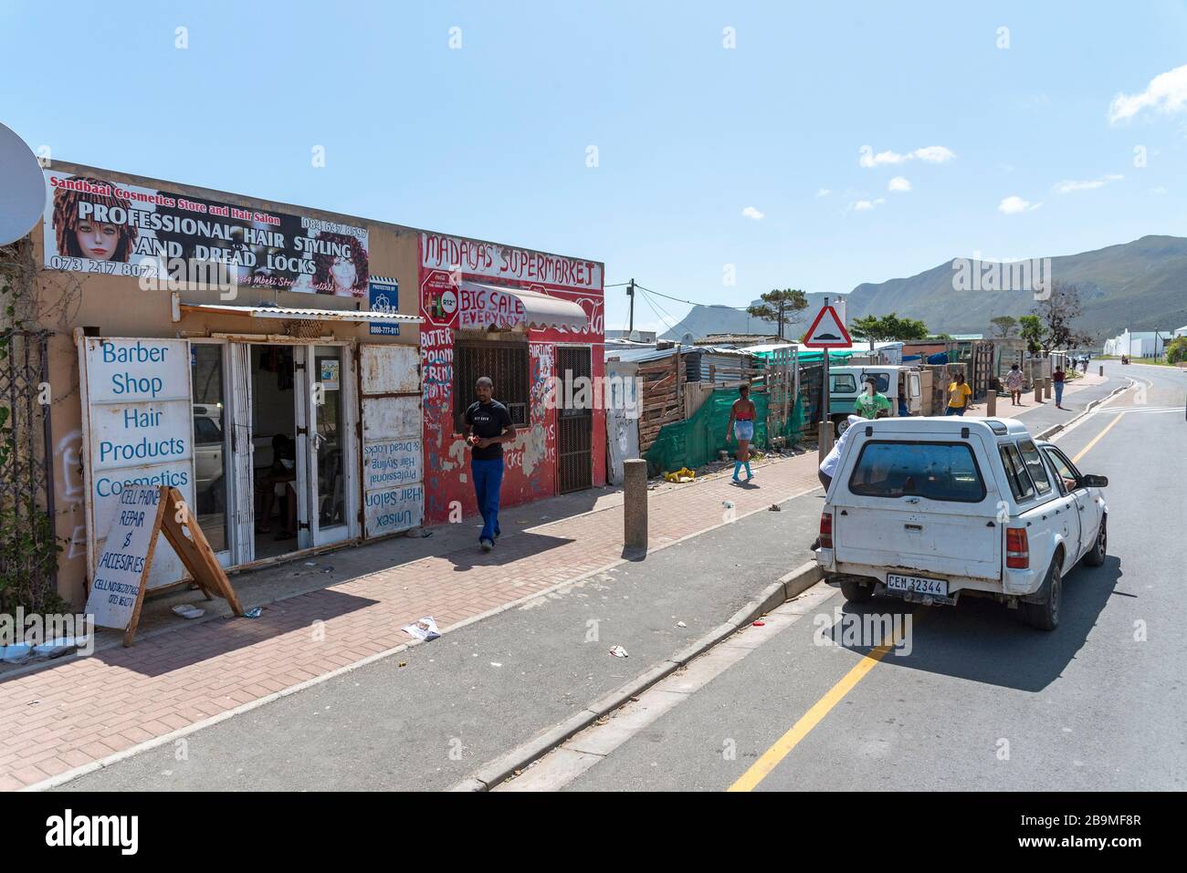 South african village squatter hi-res stock photography and images - Alamy