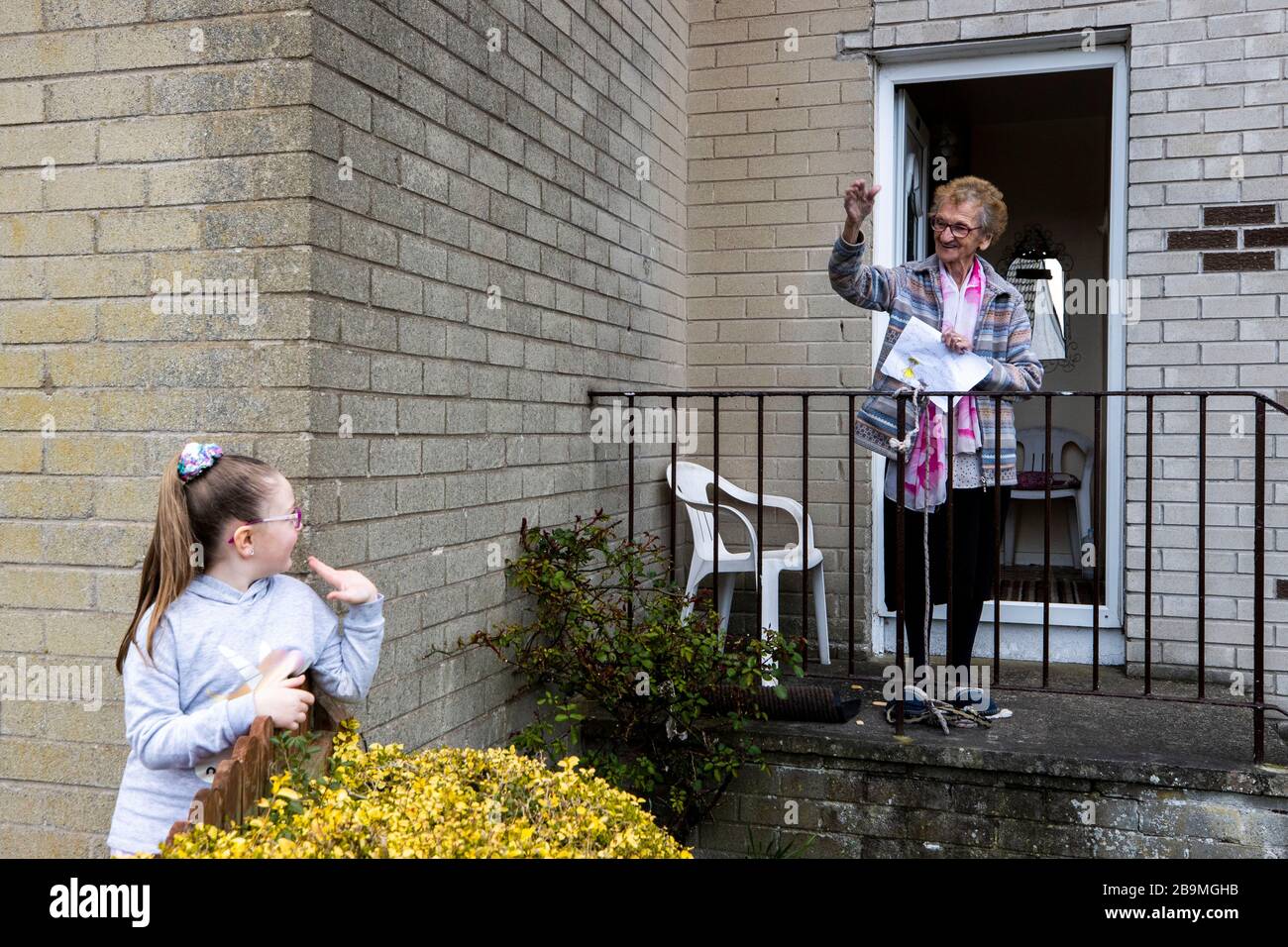 Giving eileen mccormick hi-res stock photography and images - Alamy