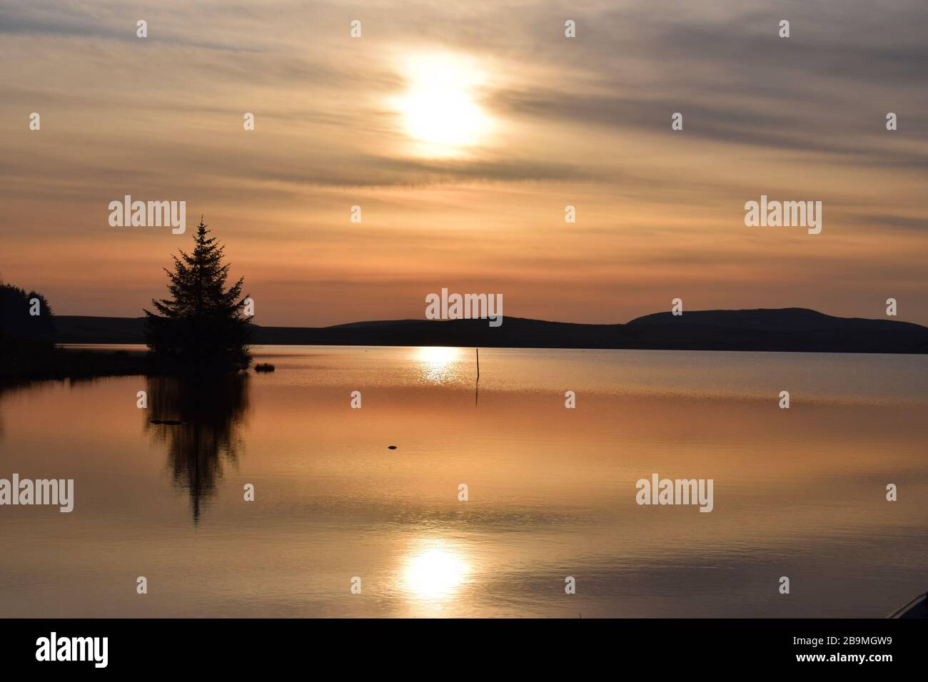 Scottish sunsets hi-res stock photography and images - Alamy