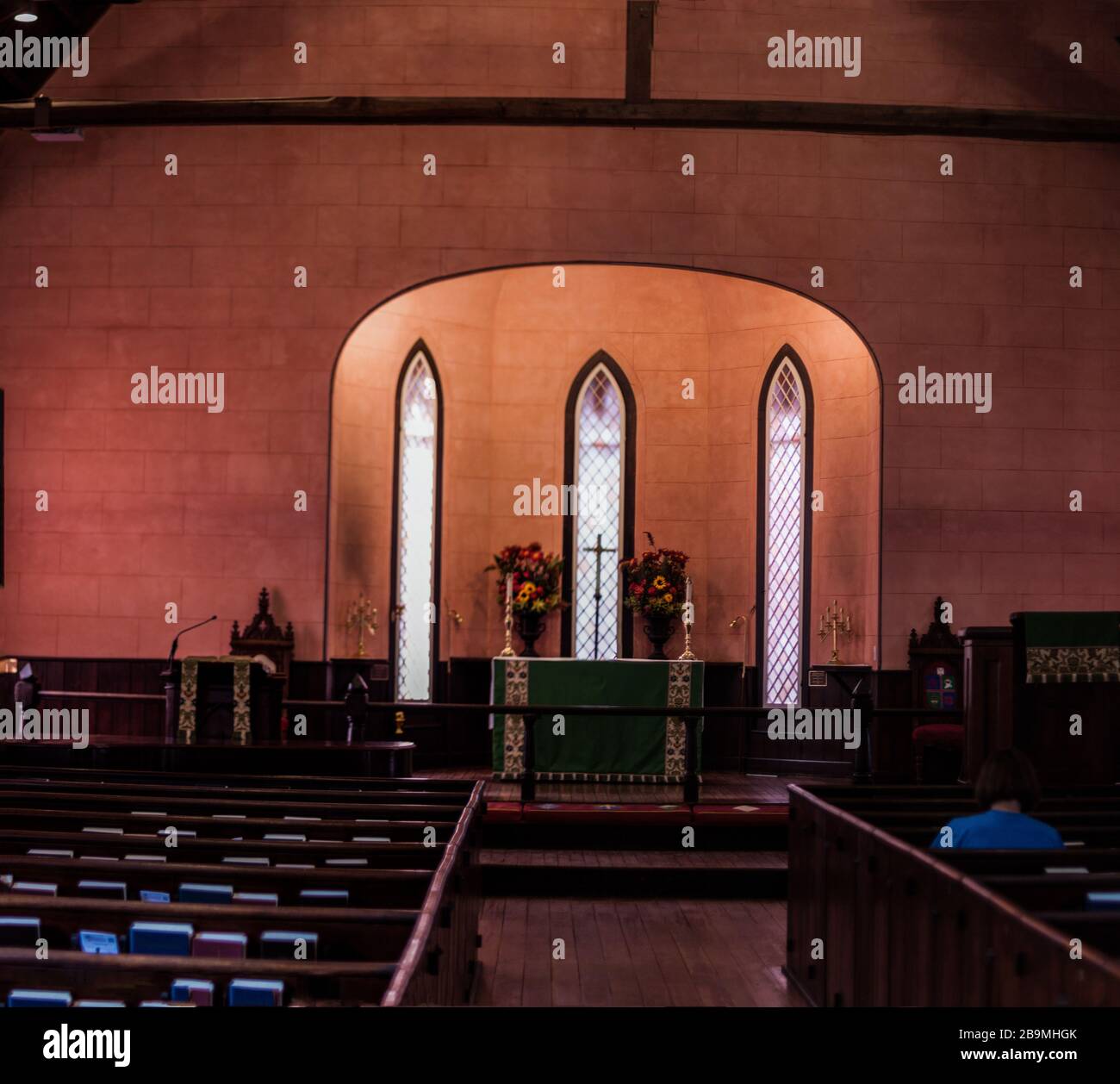 Small country church interior hi-res stock photography and images - Alamy