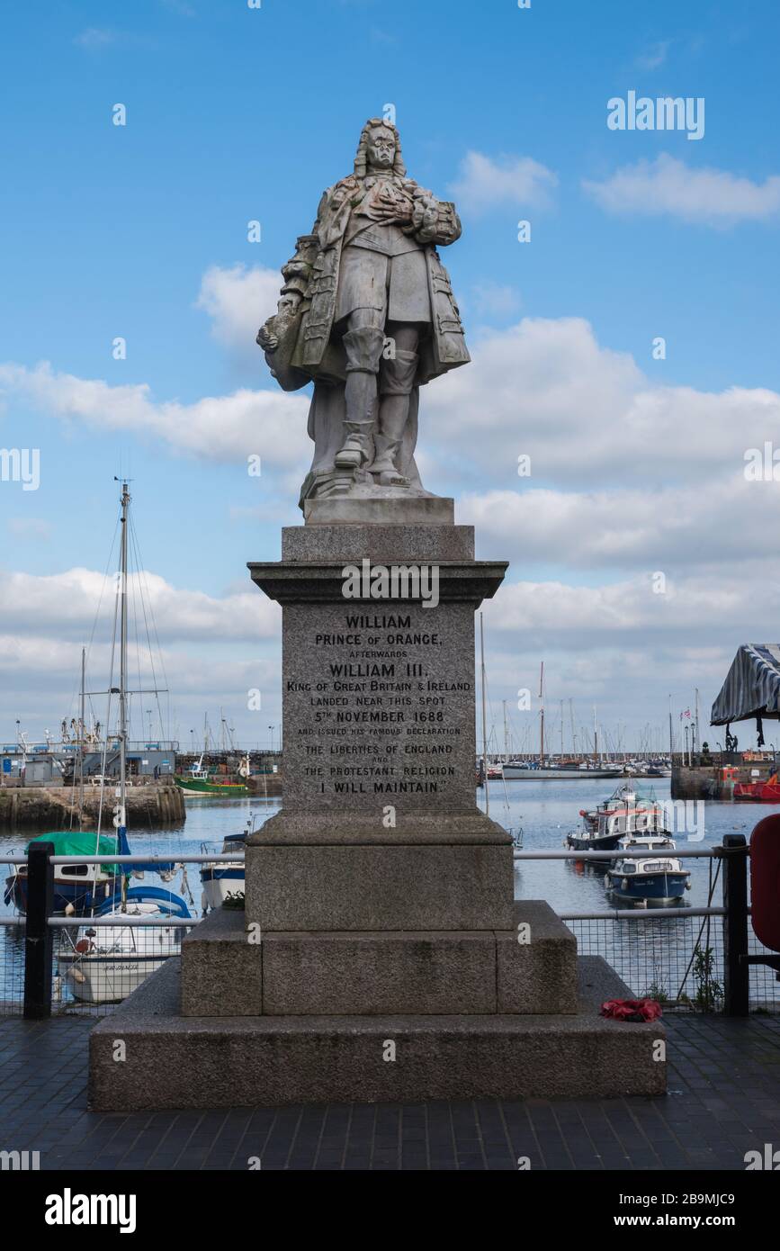 Statue at brixham hi-res stock photography and images - Alamy