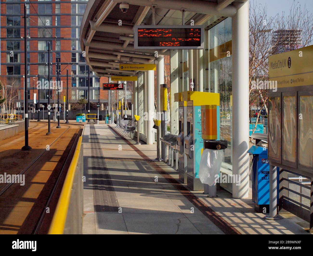 Empty metrolink trams hi-res stock photography and images - Alamy